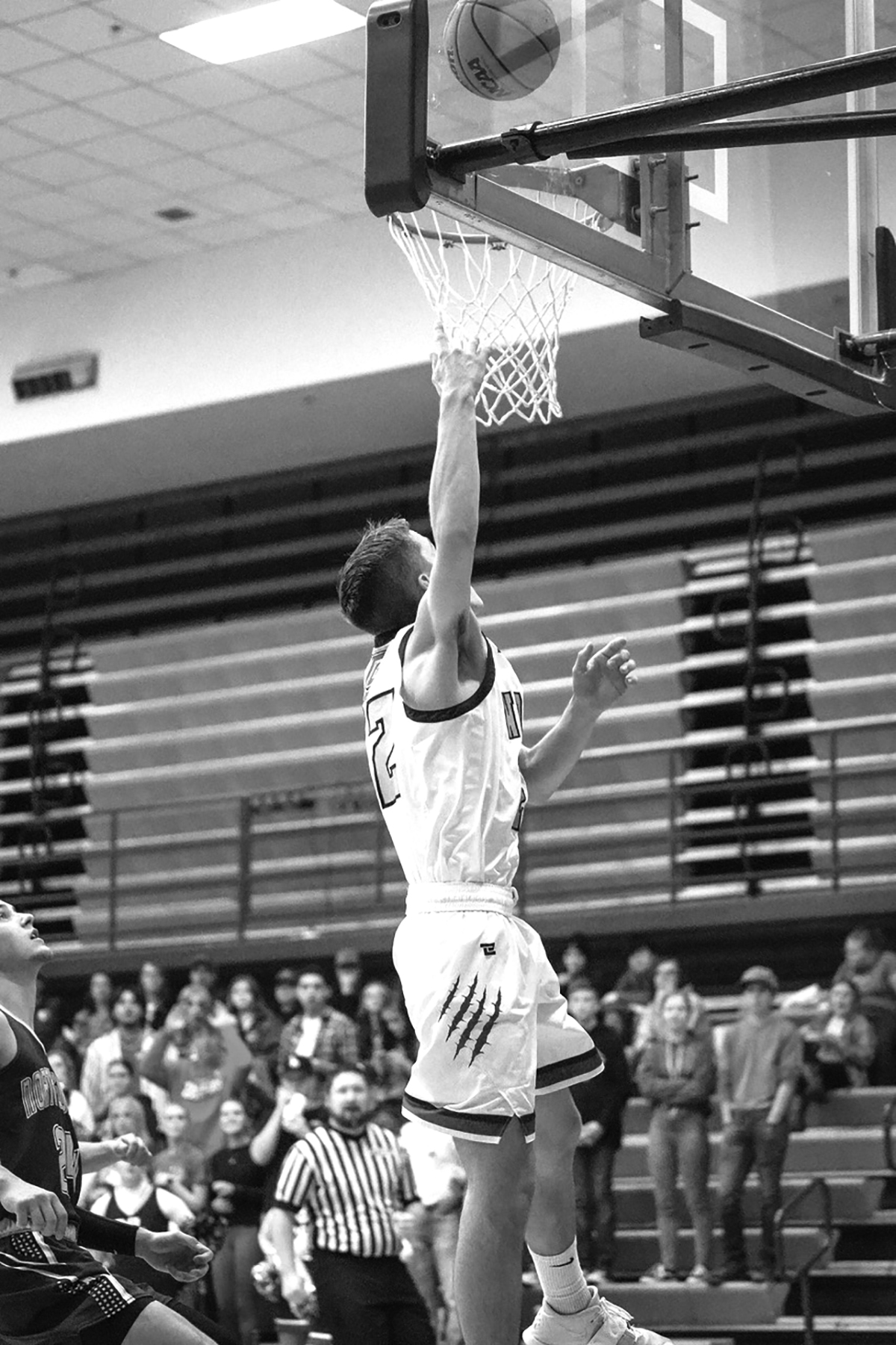 Basketball - Salina Sun